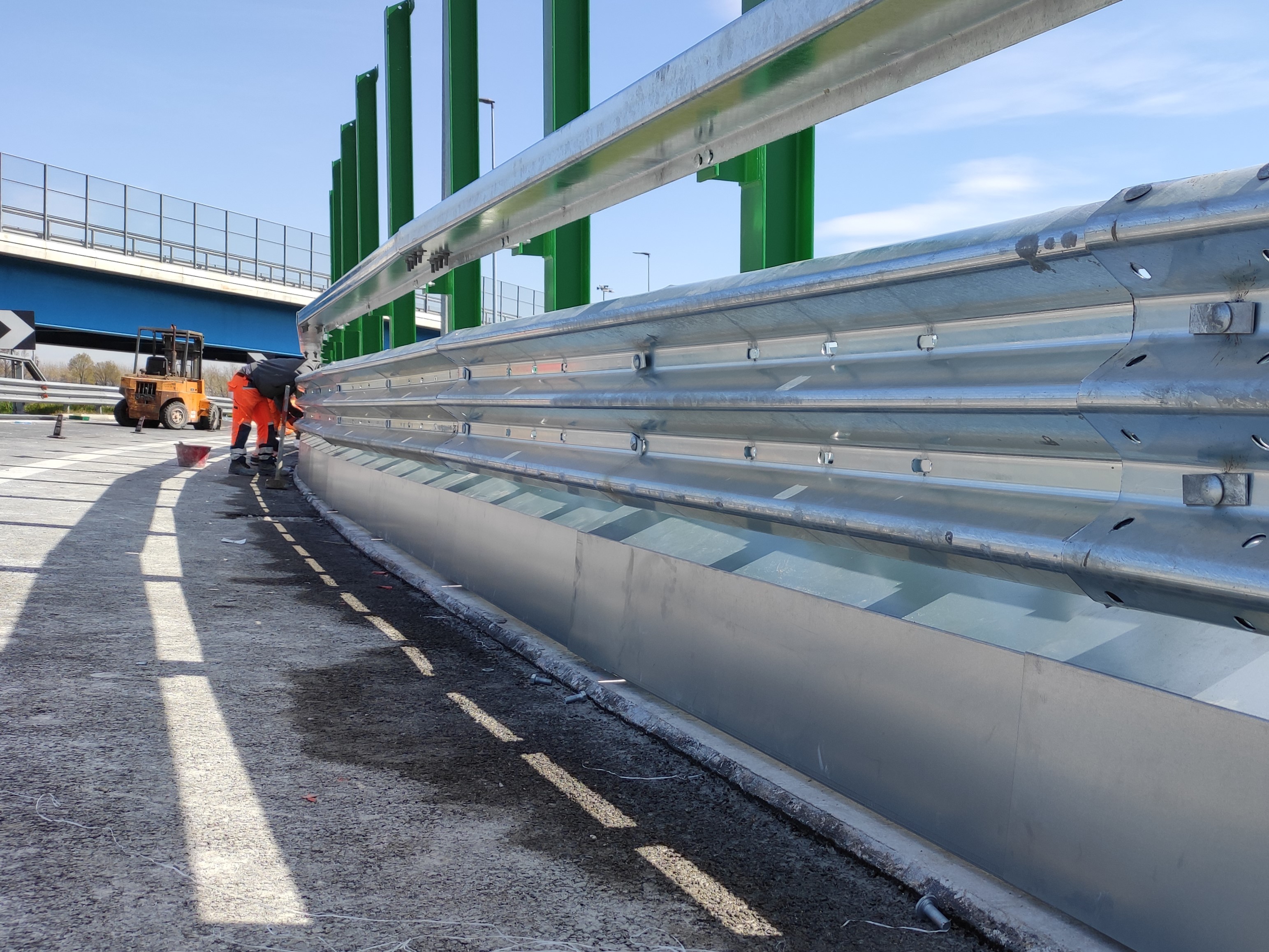 Barriera integrata CIR SCudo - fase di installazione | CIR Ambiente - Imola